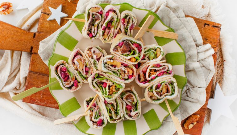 Kerst wrap hapjes - feestelijk hapje van tortilla wraps - Leuke Recepten